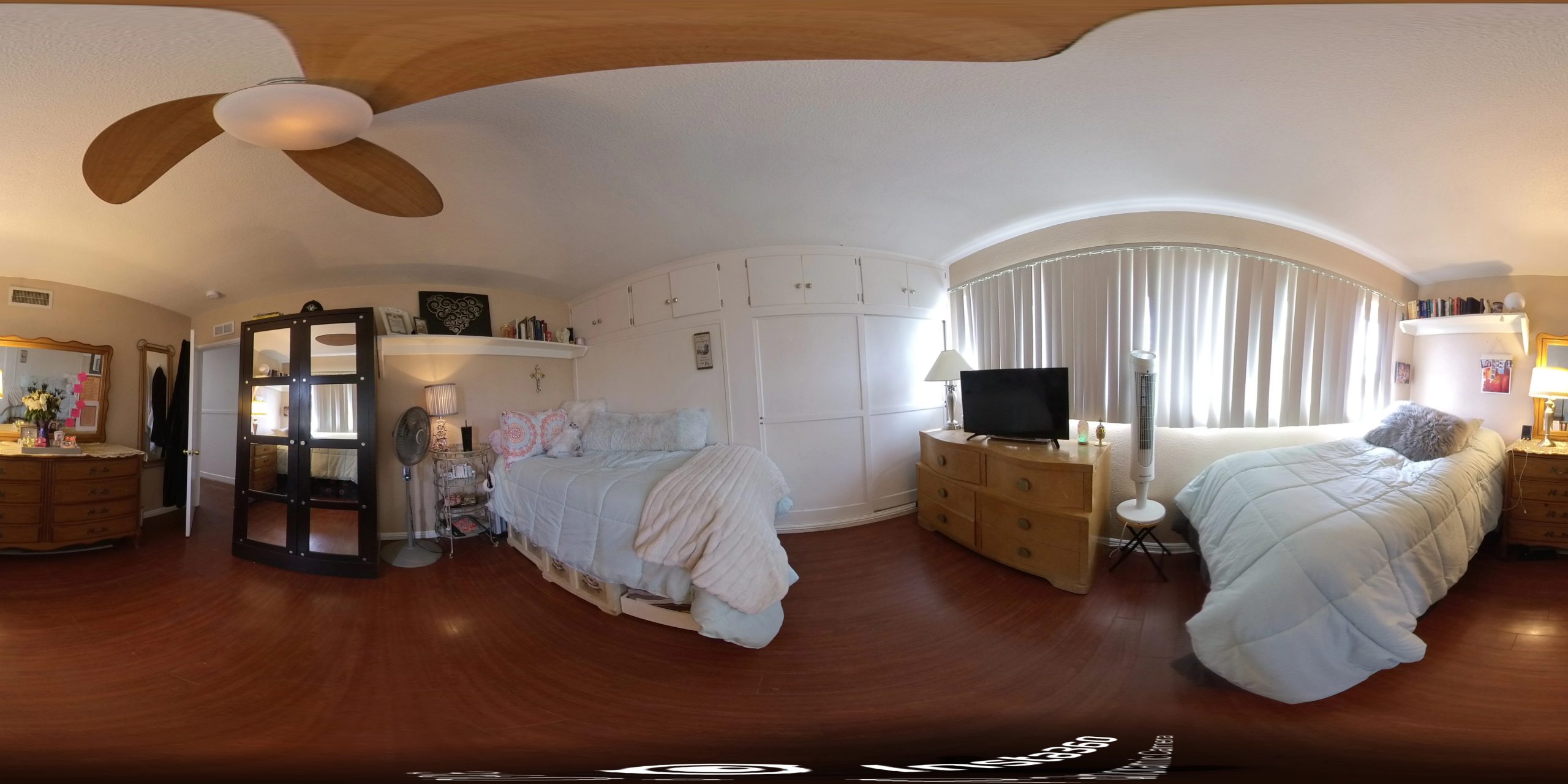 Living at Toni’s House – Virtual Tour – Toni's House